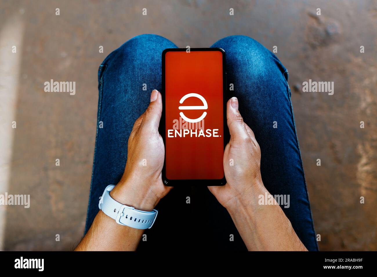 Enphase logo hi-res stock photography and images - Alamy