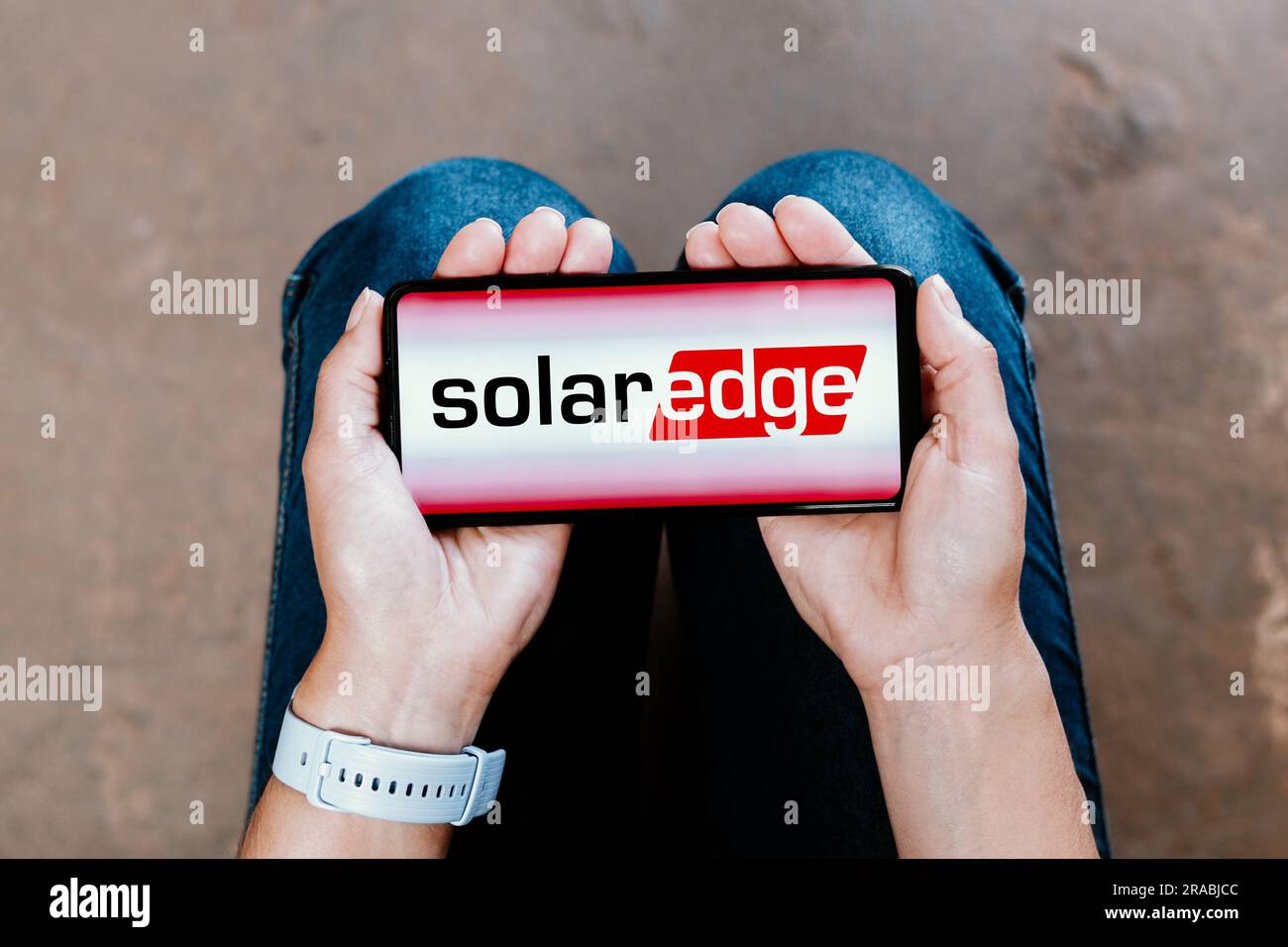 Logo solaredge hi-res stock photography and images - Alamy