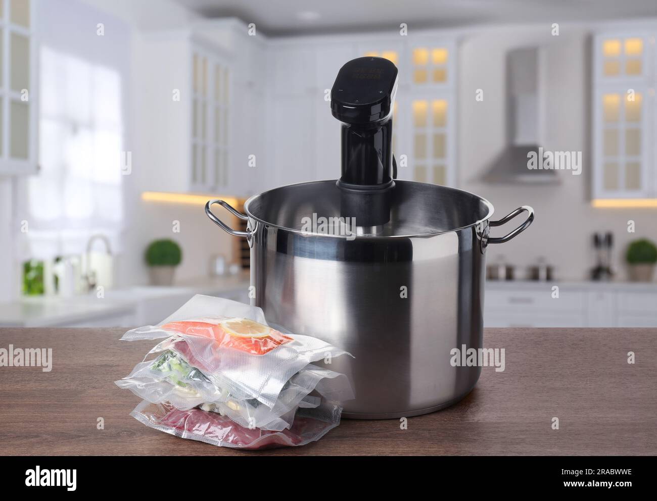 Food pouch at home hi-res stock photography and images - Alamy