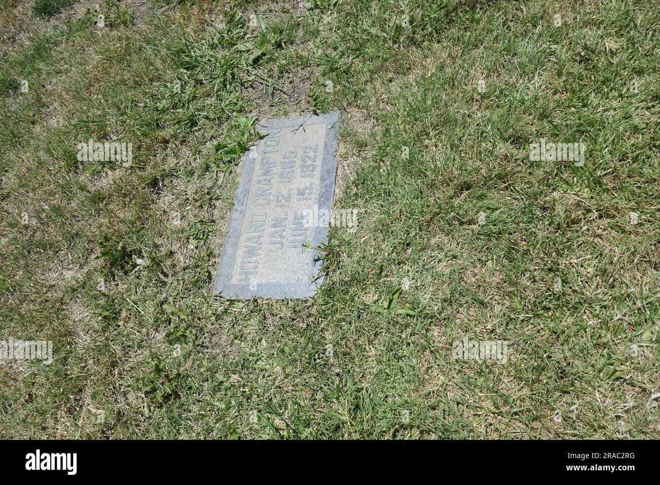 Los Angeles, California, USA 2nd July 2023 Actor Howard Crampton Grave ...