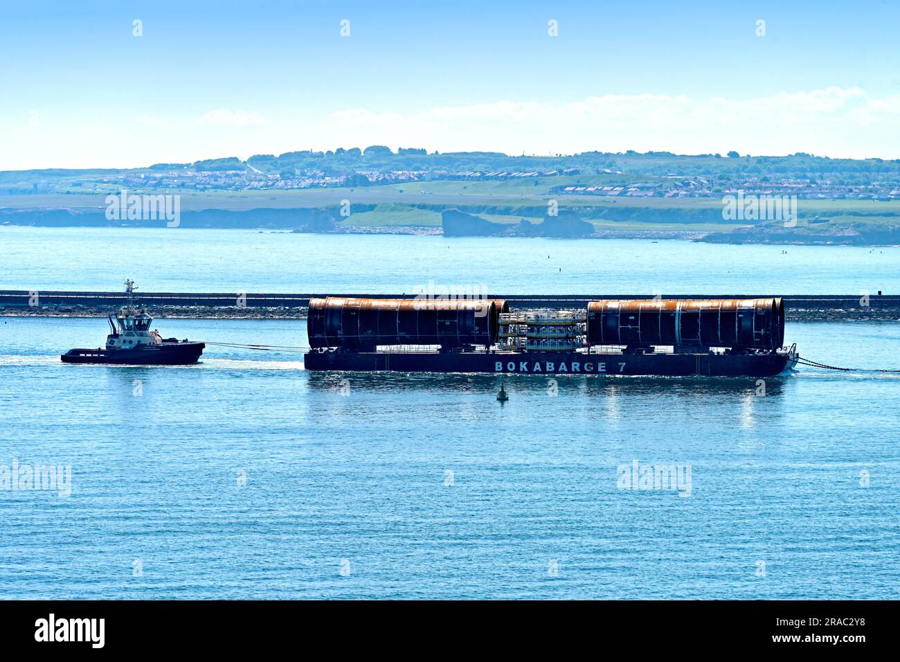 Bokabarge 7 and Multratug 19 passing the South Tyne pier delivering ...
