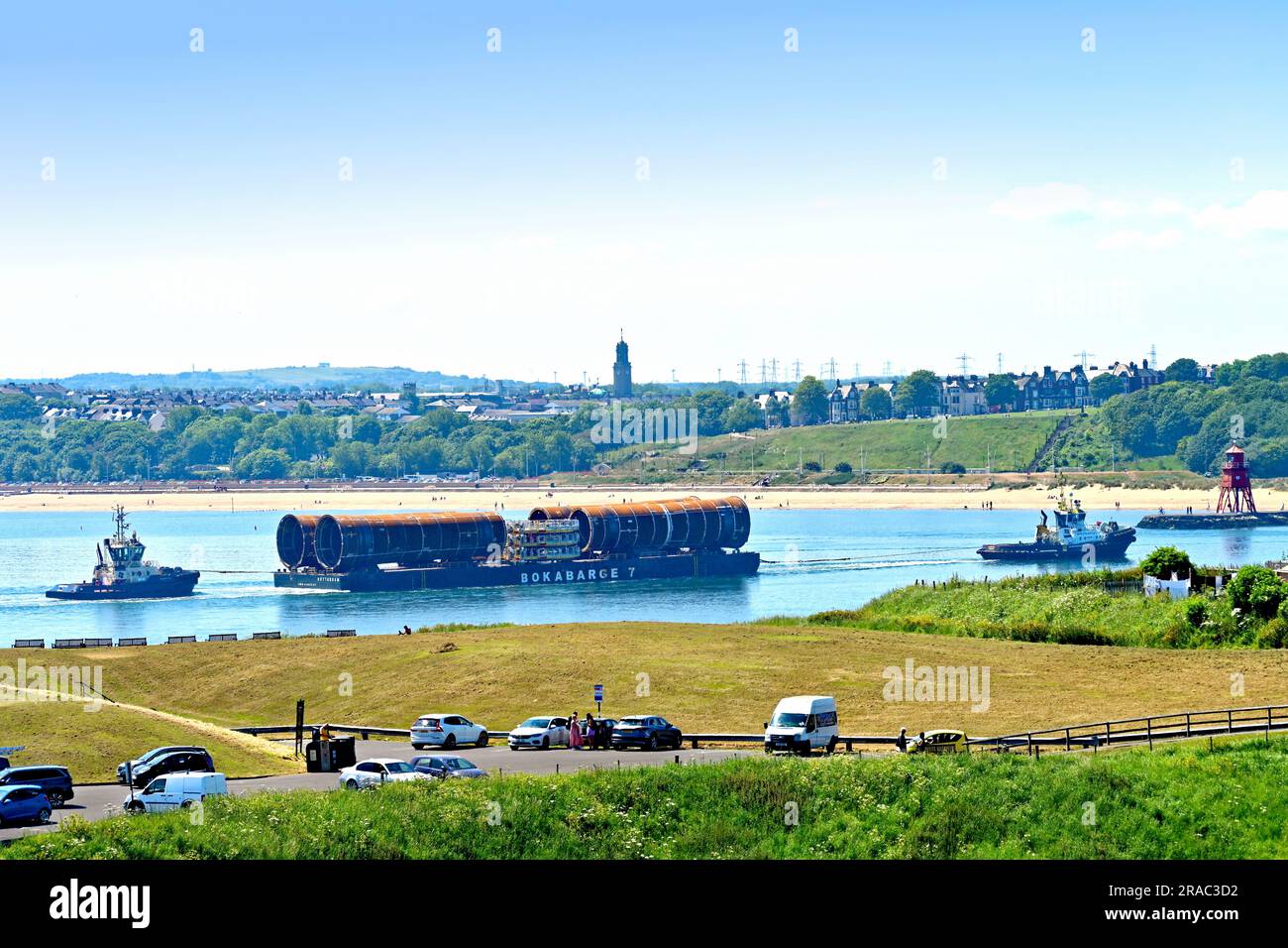 Bokabarge 7 and Multratug 19 passing the Herd sands lighthouse ...
