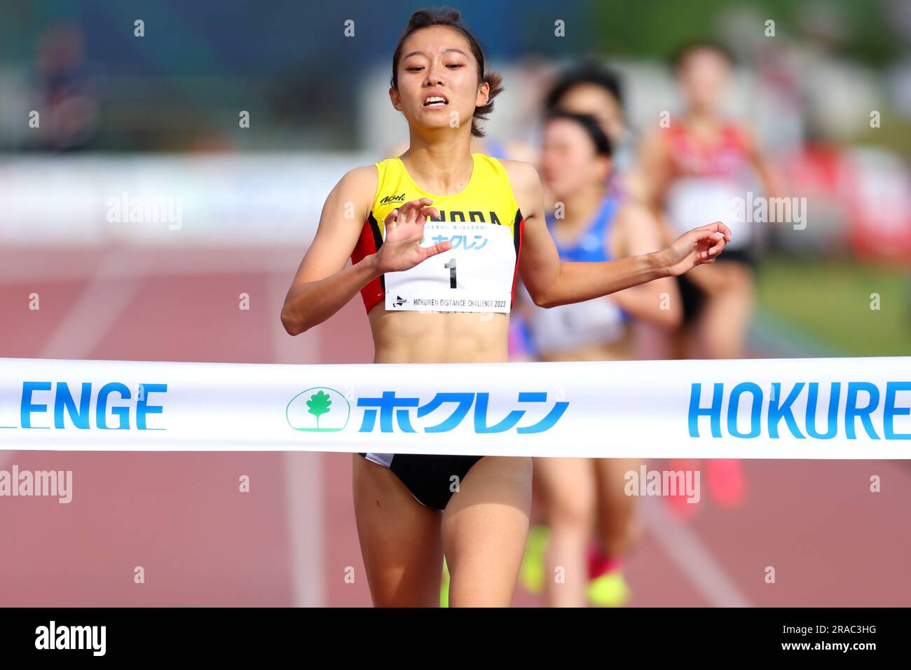 Shibetsu Women's 800m at Shibetsu City Athletic Stadium, Hokkaido ...