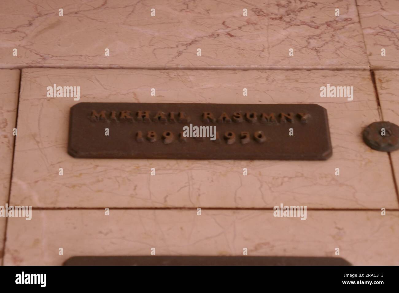 Los Angeles, California, USA 2nd July 2023 Actor Mikhail Rasumny Grave ...