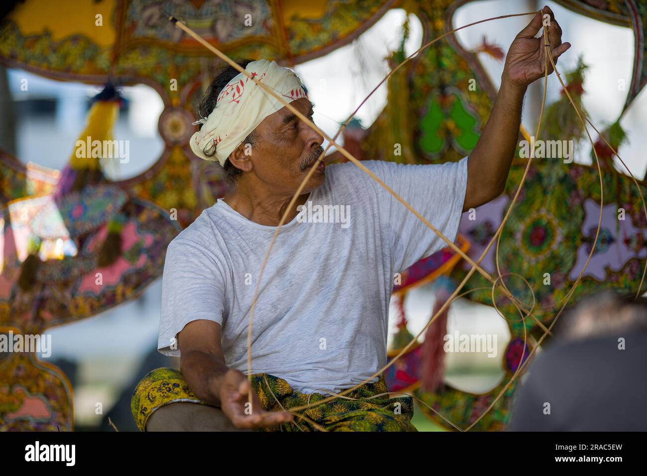 Wau kite hi-res stock photography and images - Alamy