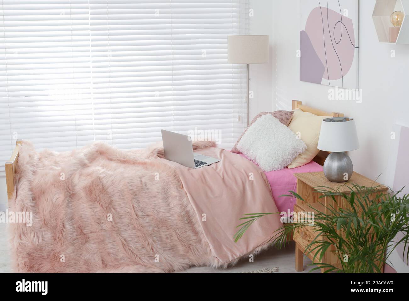 Teenagers bedroom bed hi-res stock photography and images - Alamy