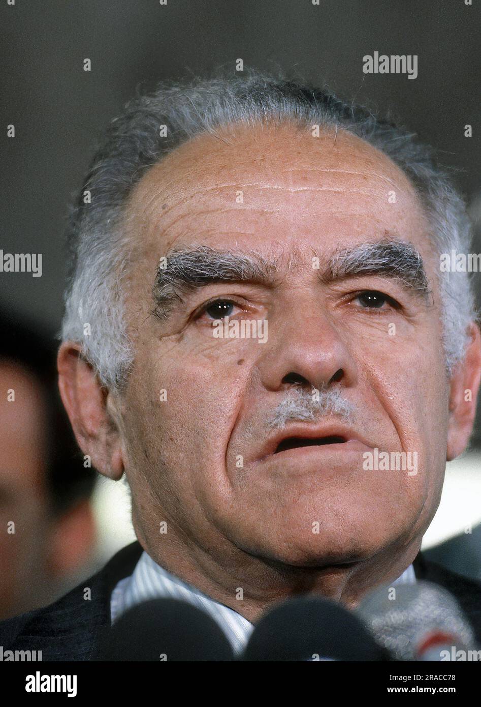 WASHINGTON DC - NOVEMBER 28, 1983 Israeli Prime Minister Yitzhak Shamir ...