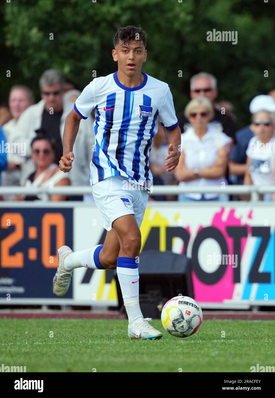 Stahnsdorf, Germany. 02nd July, 2023. Soccer: 2nd Bundesliga, test ...