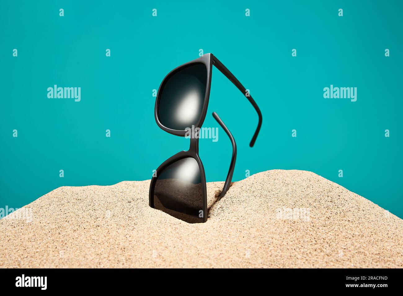Eyewear glasses side lenses hi-res stock photography and images - Alamy