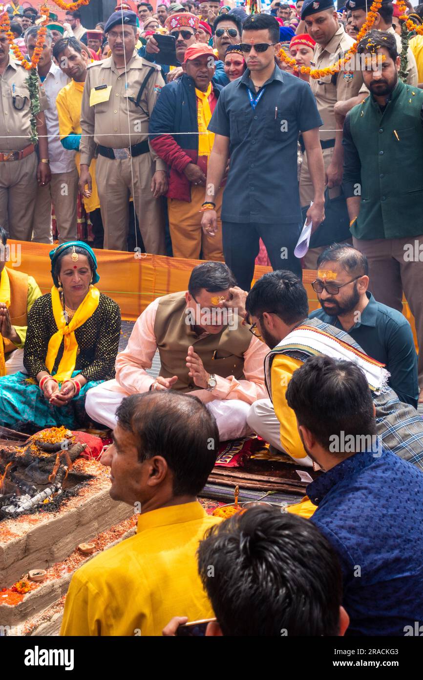 India and crowd 2023 hi-res stock photography and images - Alamy