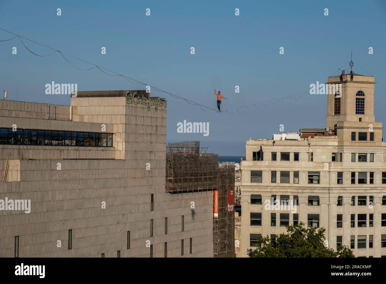 Barcelona, Spain. 02nd July, 2023. The tightrope walker Nathan Paulin ...