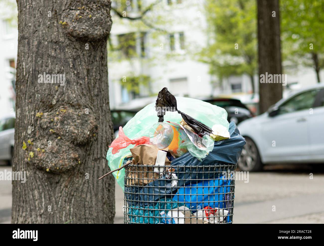 Net full of trash hi-res stock photography and images - Alamy