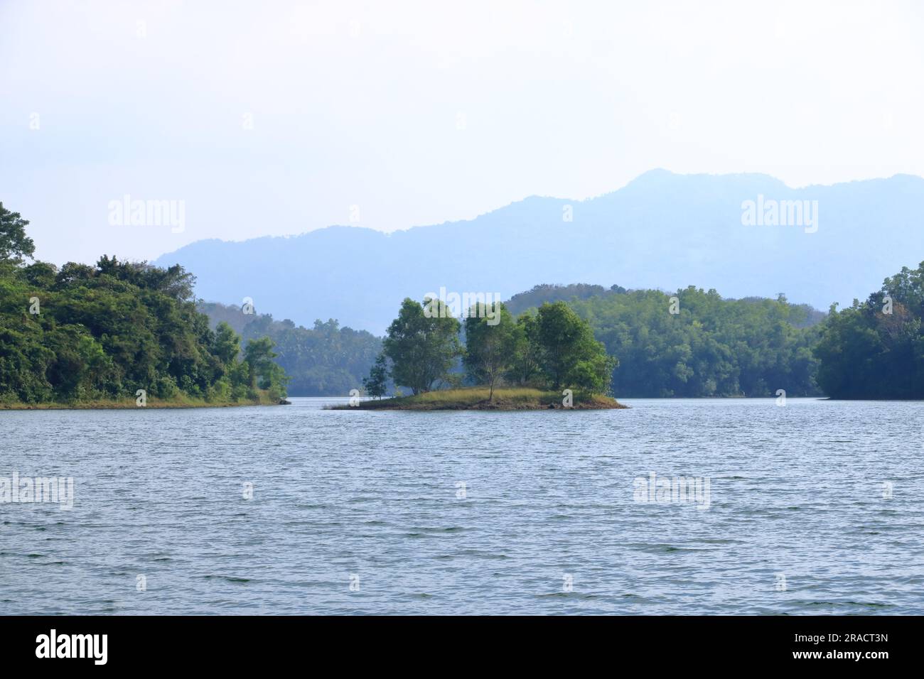 the lake in front of the at peruvannamuzhi (peruvannamoozhi) dam ...