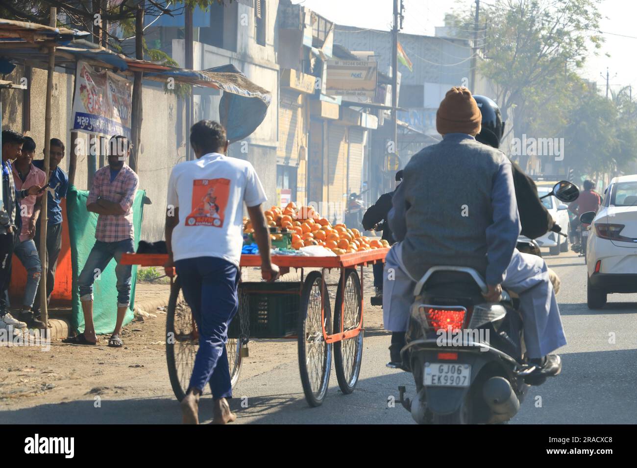 Gujarat colorful buildings hi-res stock photography and images - Alamy