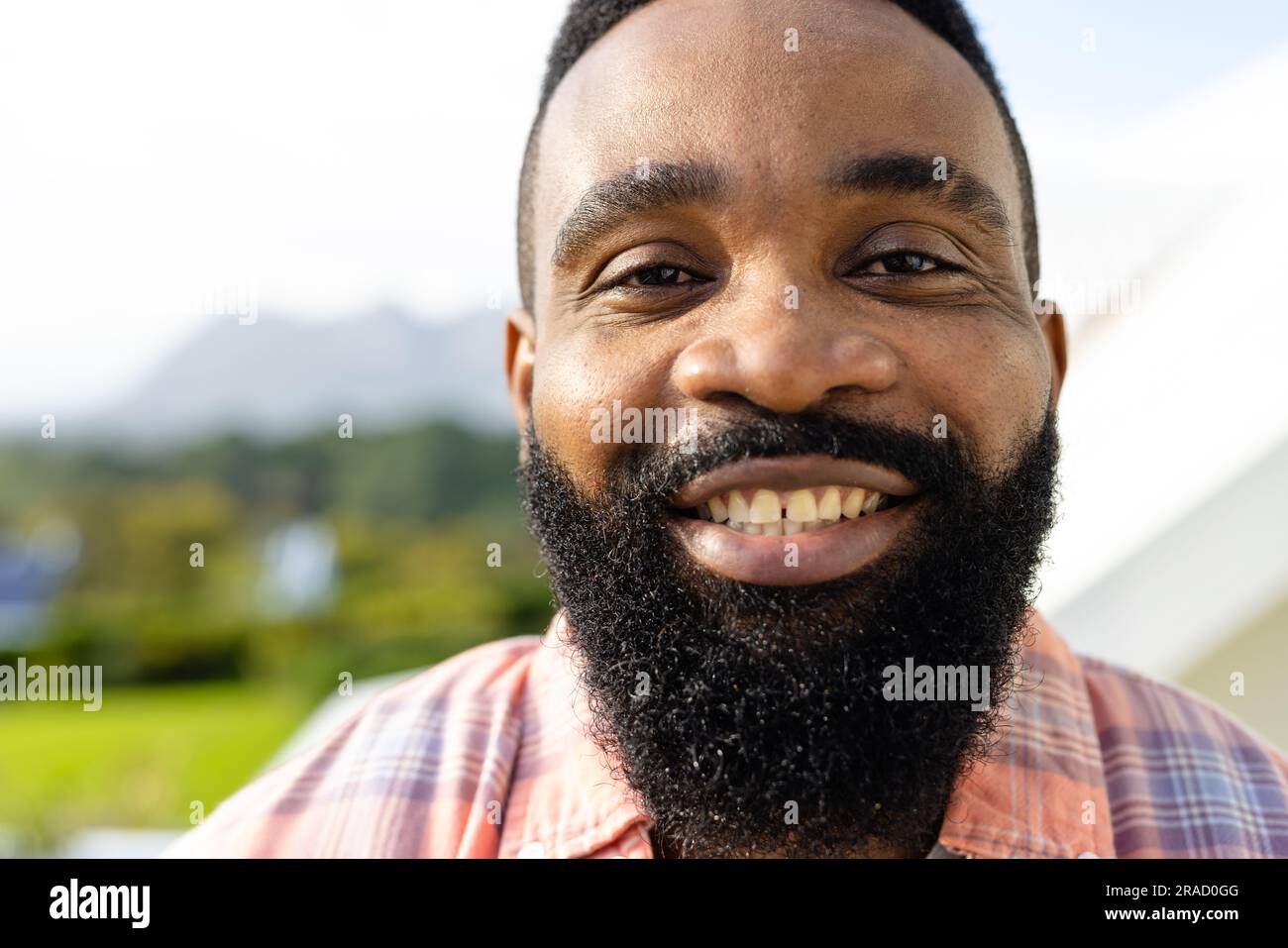 African american happy man hi-res stock photography and images - Alamy