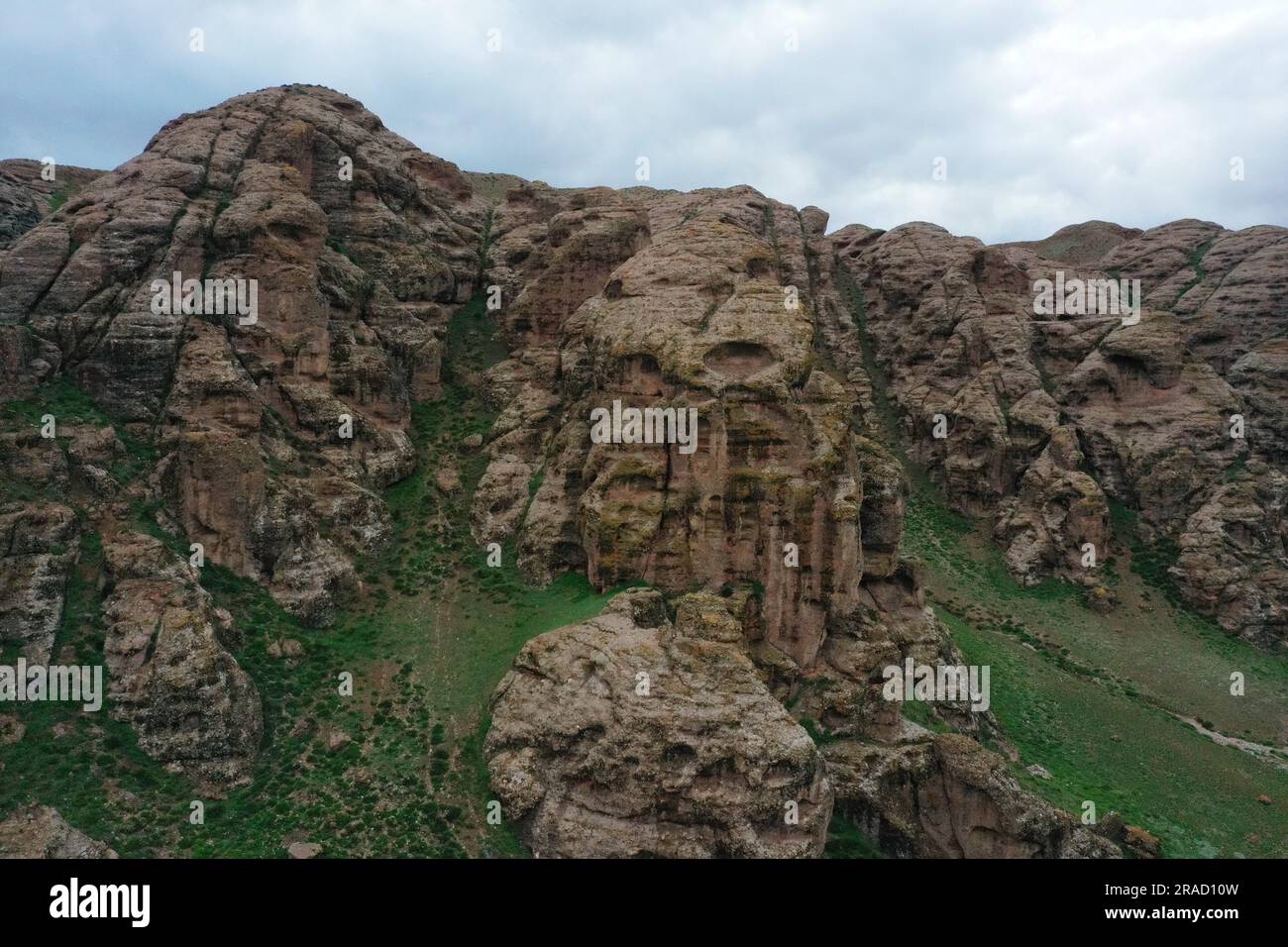 **CHINESE MAINLAND, HONG KONG, MACAU AND TAIWAN OUT** Aerial photo ...