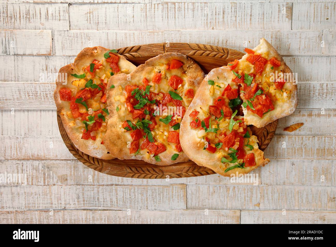 Lebanese pizza hi-res stock photography and images - Alamy