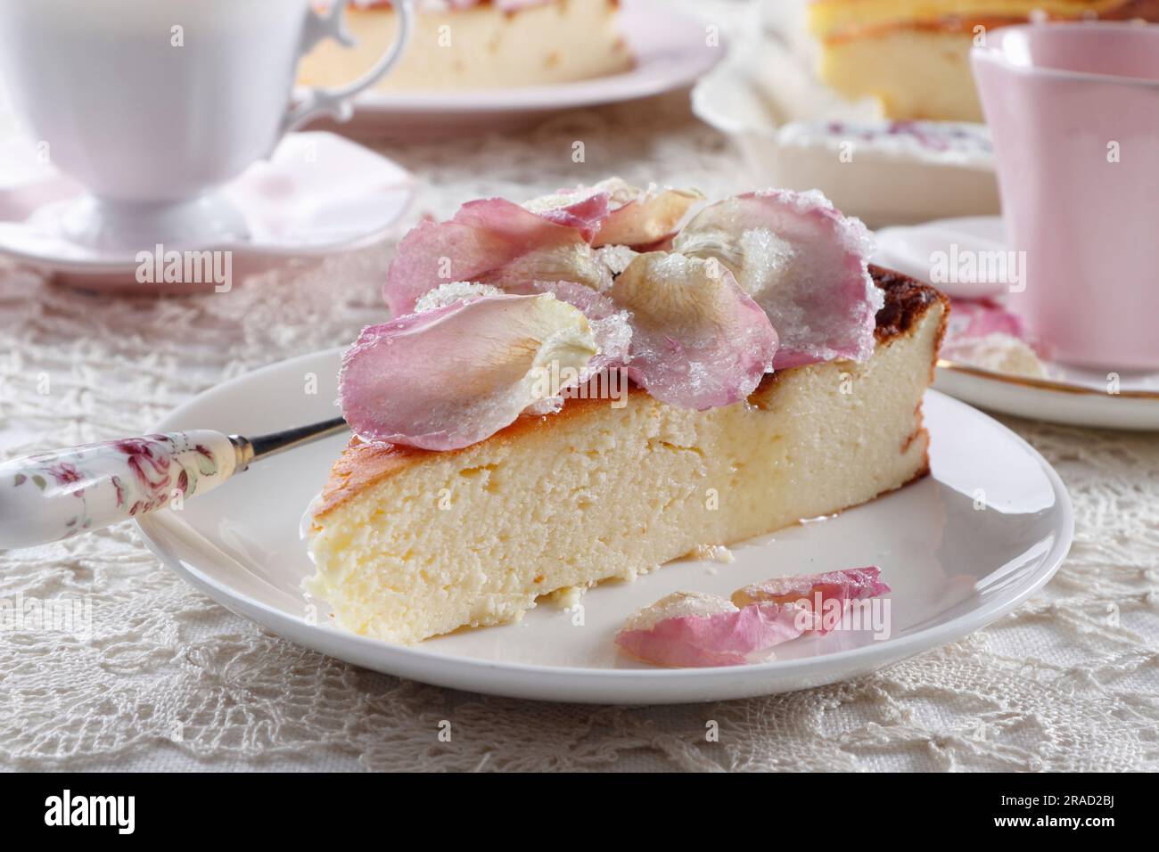 Sugared rose petals hi-res stock photography and images - Alamy