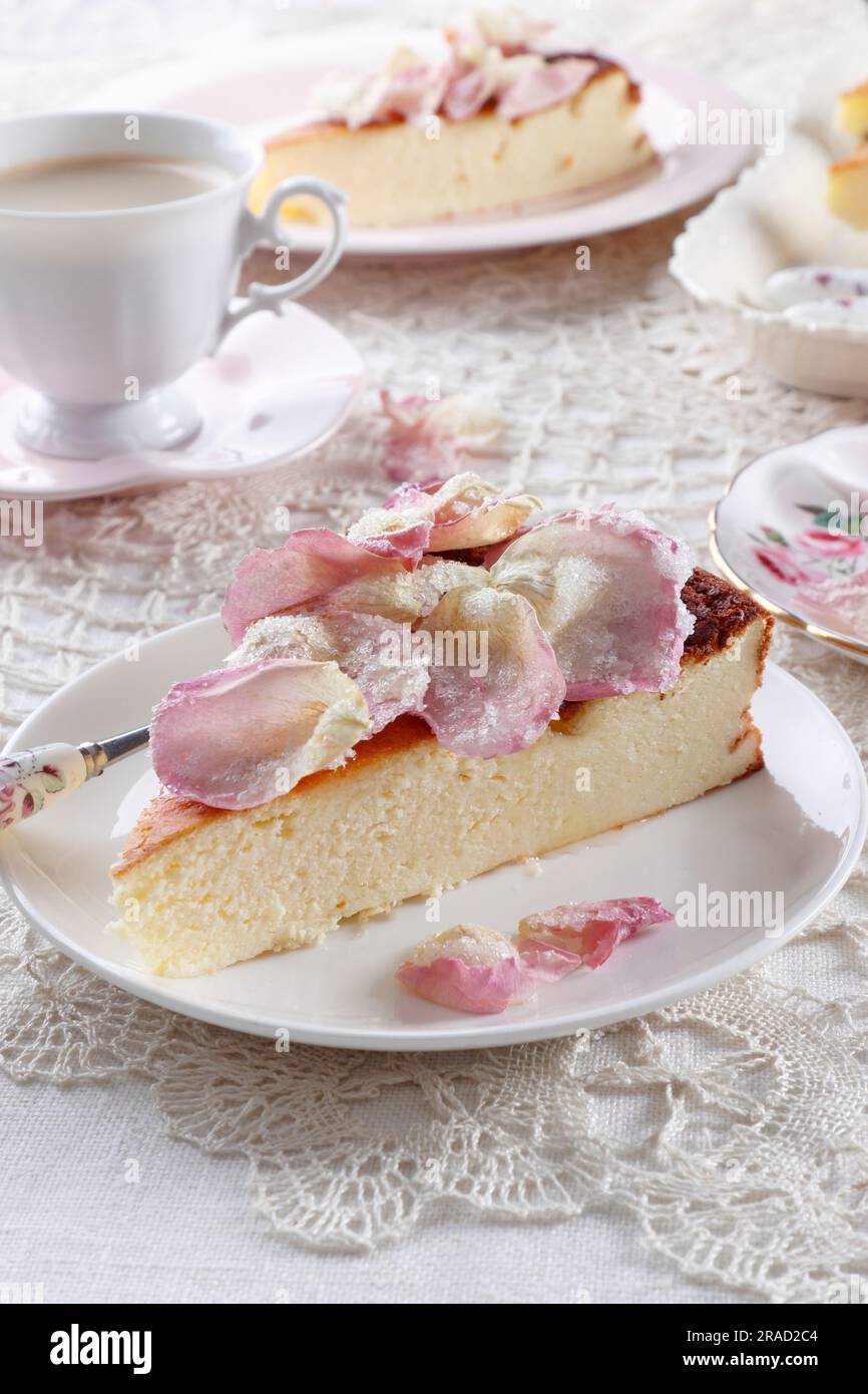 Sugared rose petals hi-res stock photography and images - Alamy