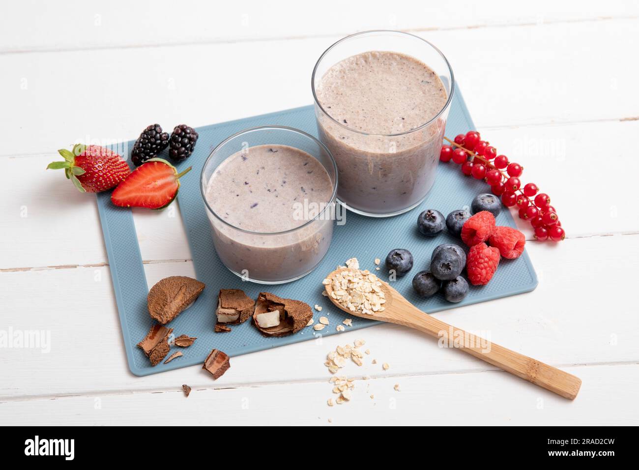 Nutty shake hi-res stock photography and images - Alamy