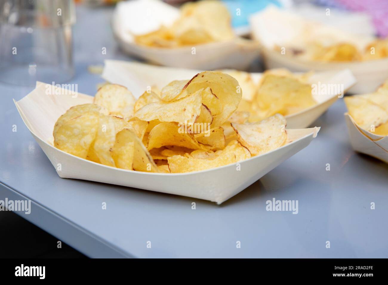 Bowls of crisps hi-res stock photography and images - Alamy