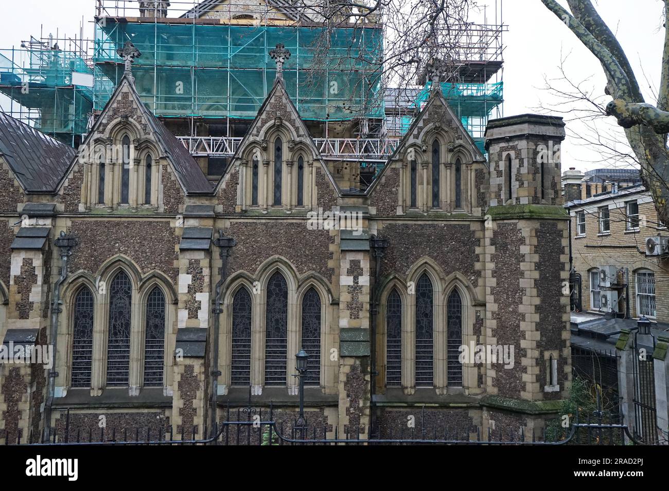 Roof borough market in london hi-res stock photography and images - Alamy