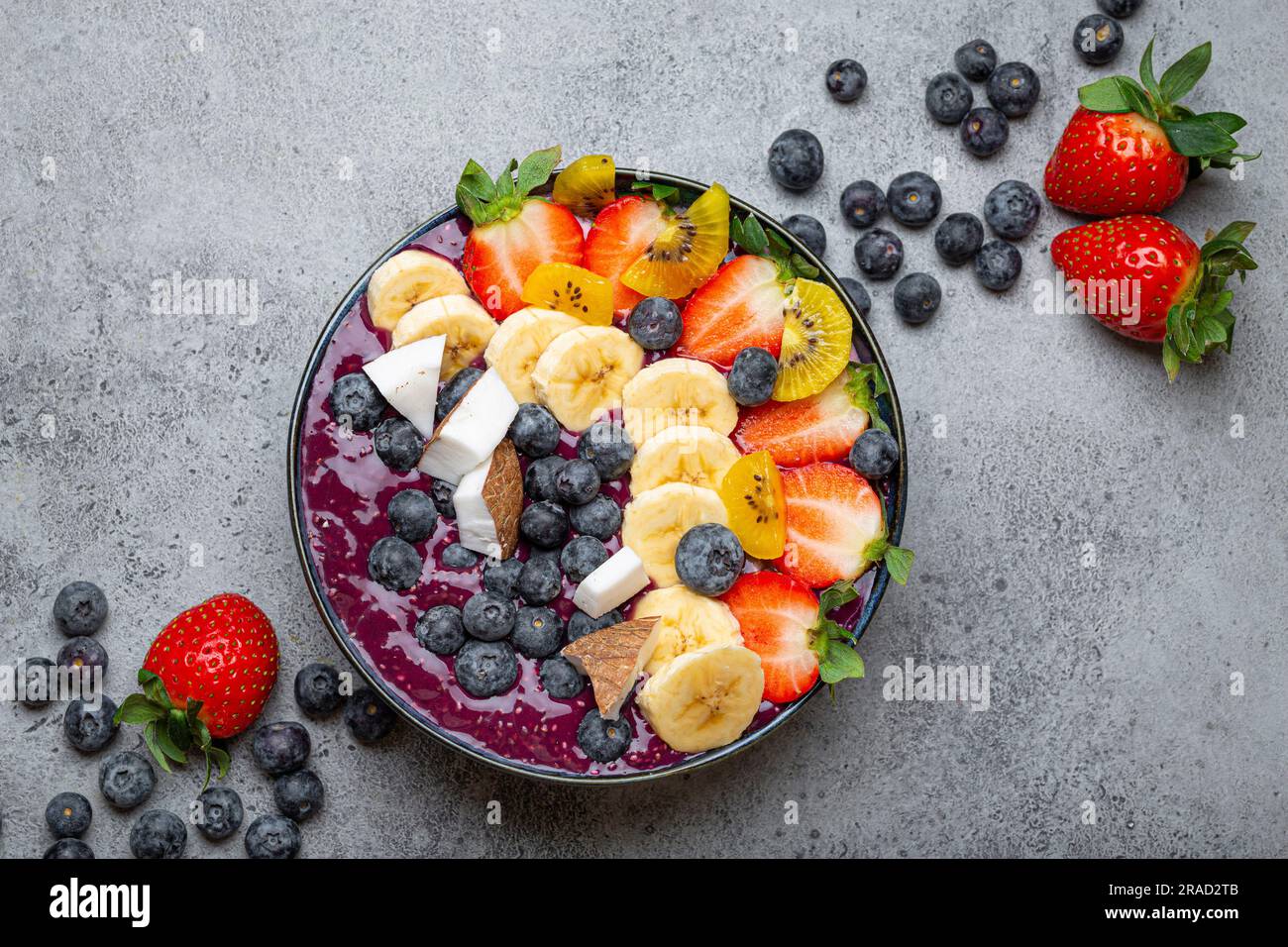 Acai smoothie bowl with chia seeds and fresh fruit Stock Photo - Alamy