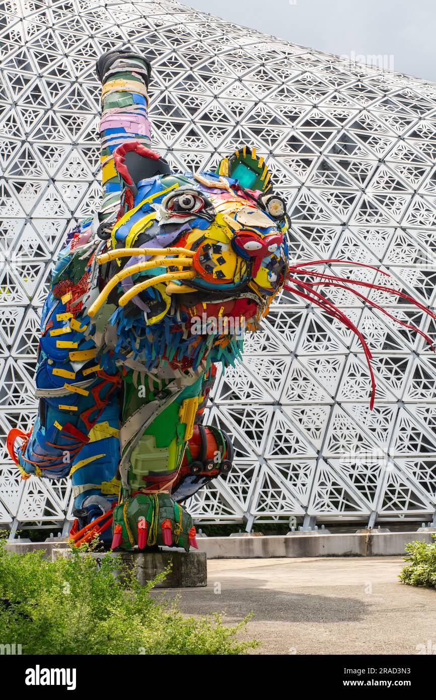 Recycled art installation hi-res stock photography and images - Alamy