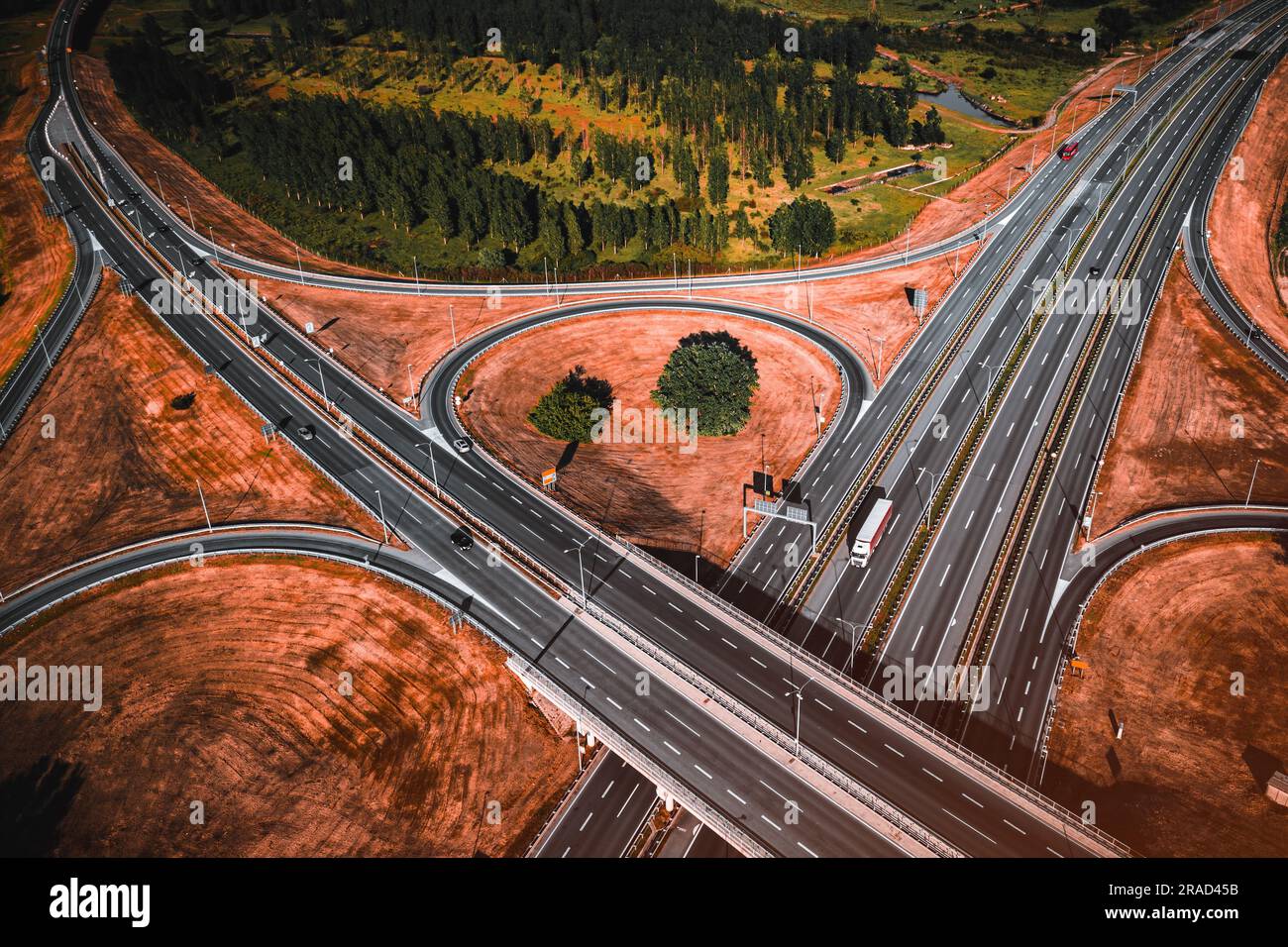 Aerial view highway clover leaf hi-res stock photography and images - Alamy
