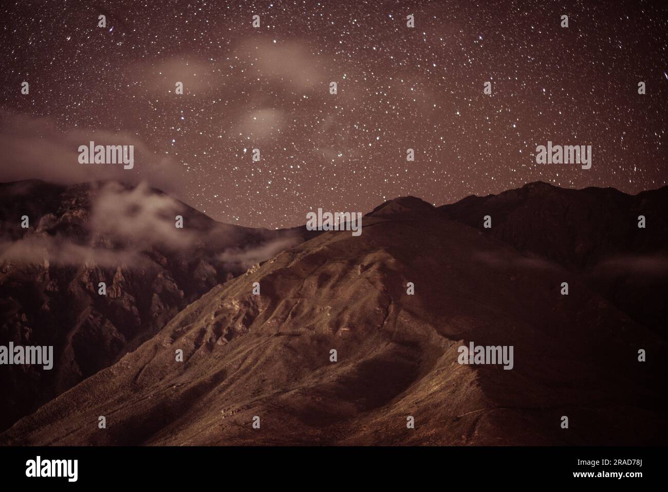Stars above the mountains hi-res stock photography and images - Alamy