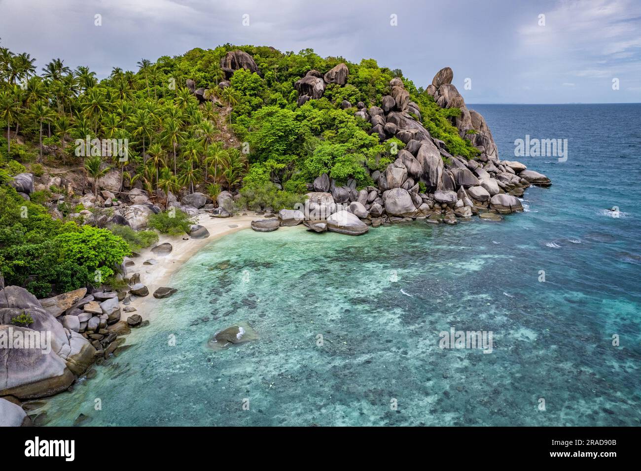 Aerial view of Freedom Beach and Taa Toh Lagoon Beach in koh Tao ...