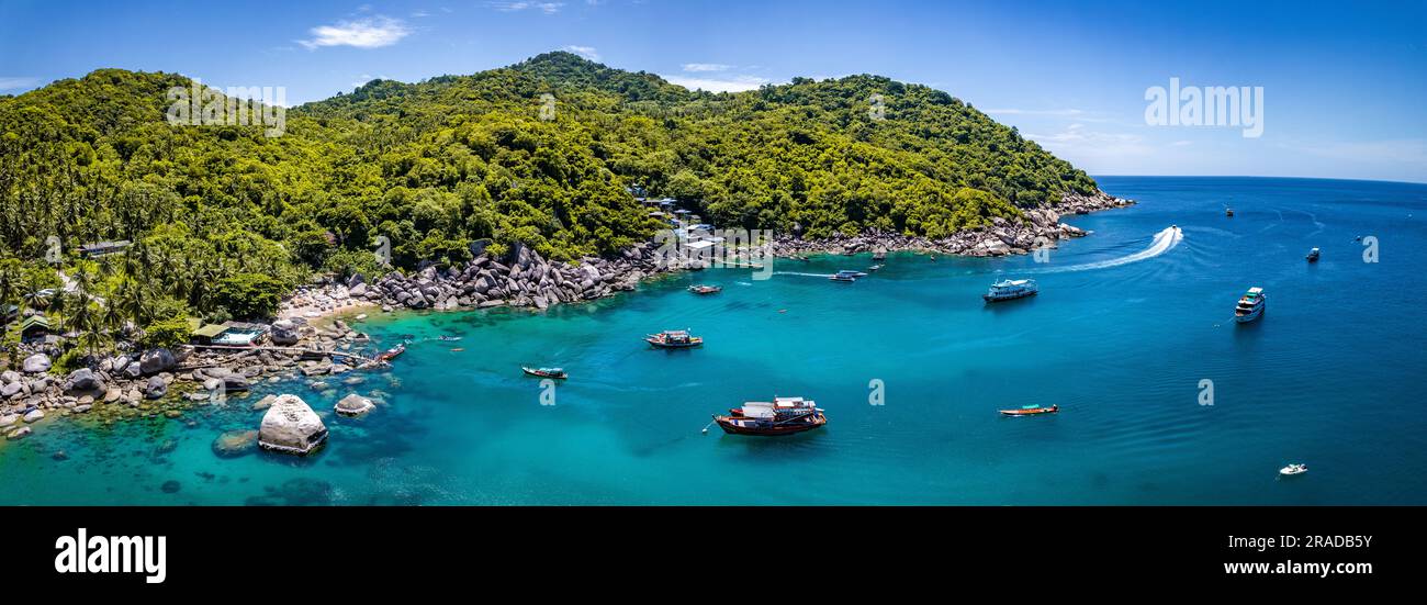 Aerial view of Ao Hin Wong beach in koh Tao, Thailand Stock Photo - Alamy