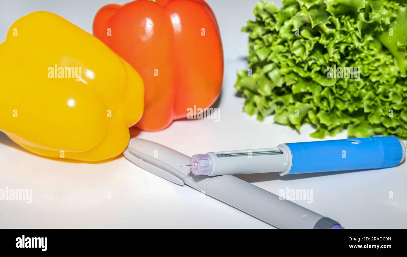 Insulin injection pen or insulin cartridge pen for diabetics. Medical ...