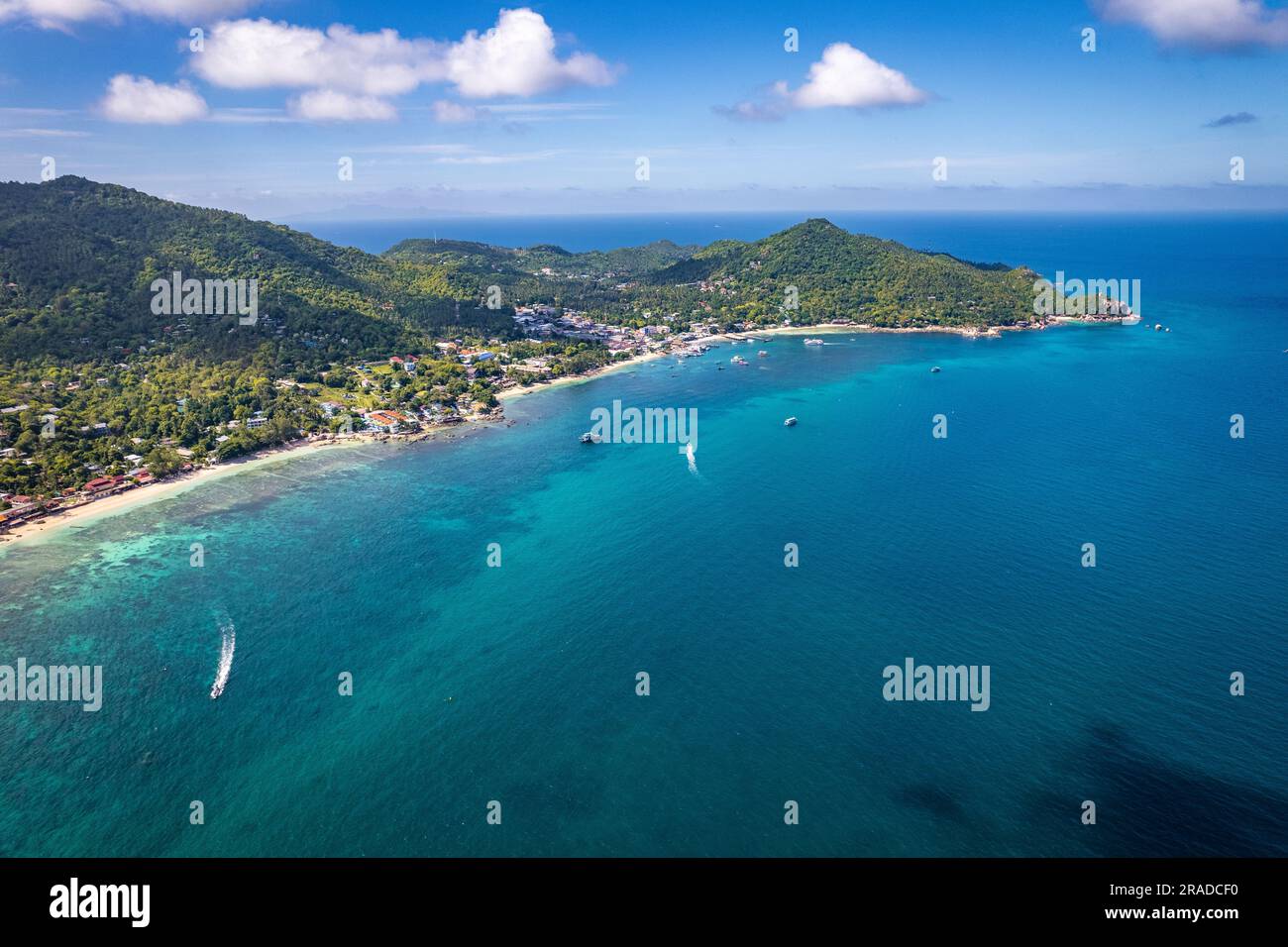 Aerial view of Sairee Beach or Sai Ri Beach in koh Tao, Thailand Stock ...