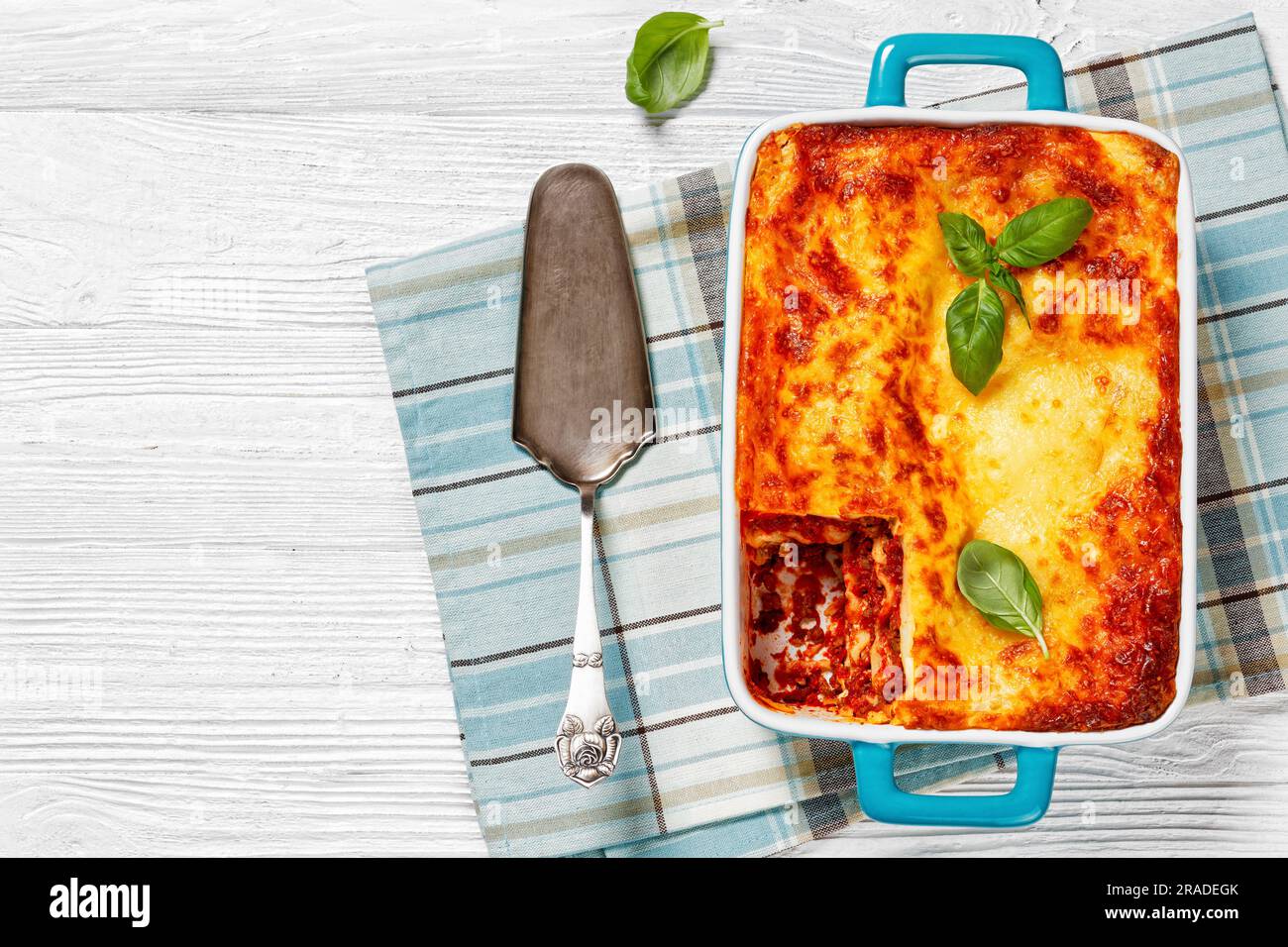 lasagne al forno, italian beef lasagna layered with ground beef ...