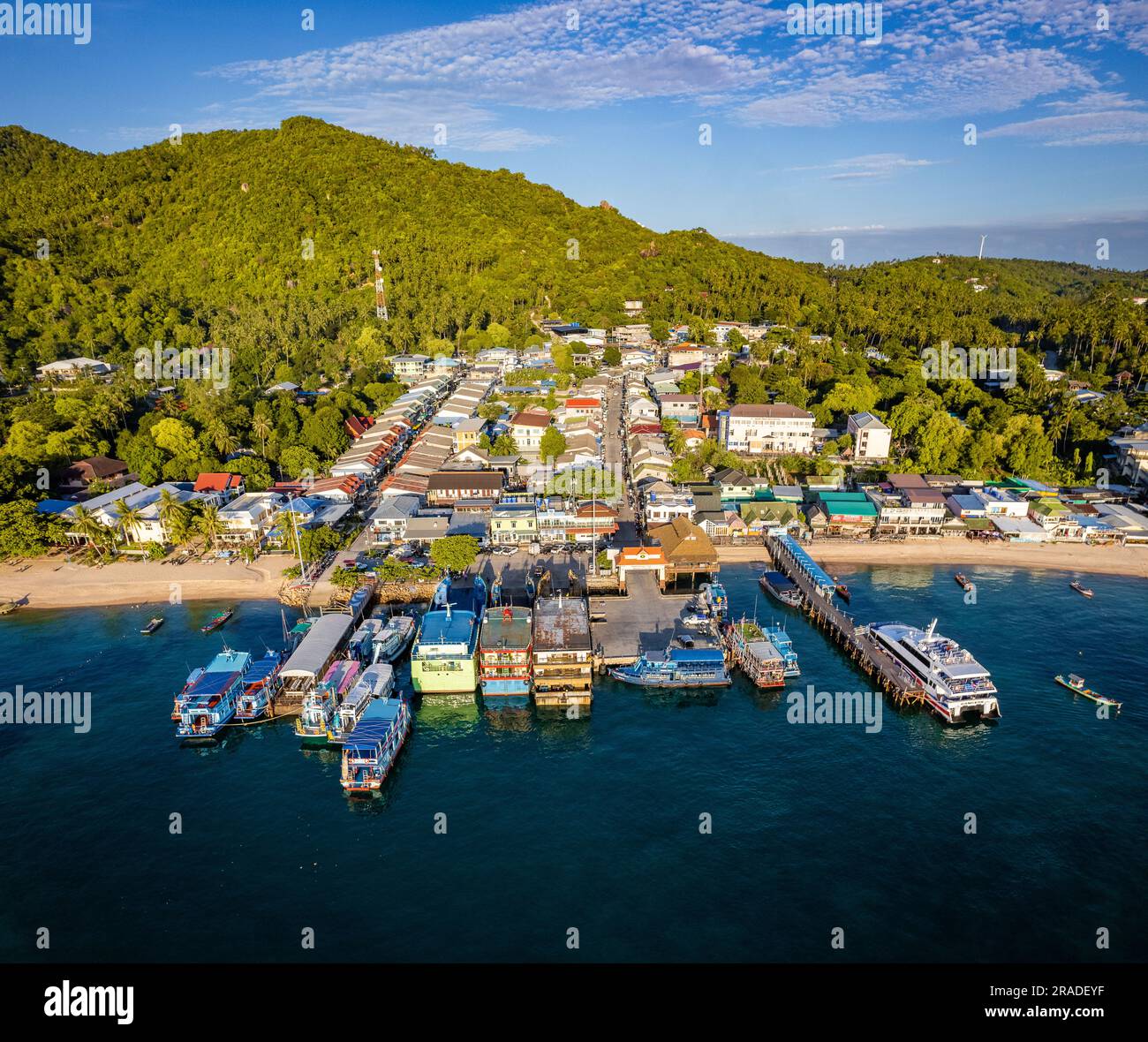 Aerial view of Mae Haad Beach and pier in koh Tao, Thailand Stock Photo ...