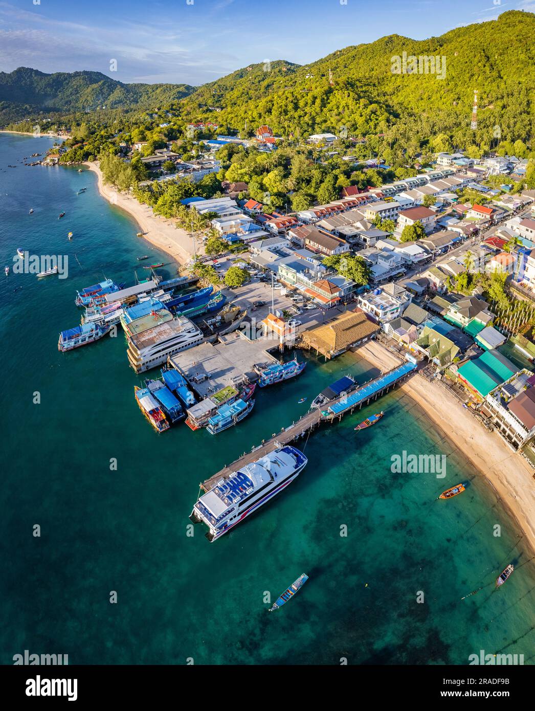 Aerial view of Mae Haad Beach and pier in koh Tao, Thailand Stock Photo ...
