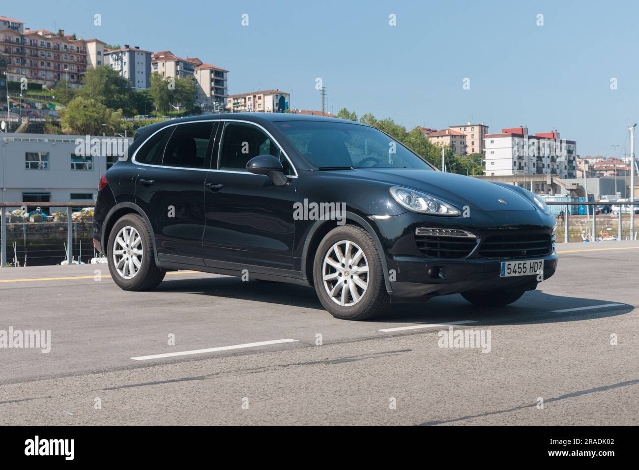 PASAIA, SPAIN-MAY 17, 2023: Porsche Cayenne, Second generation (E2 958 ...