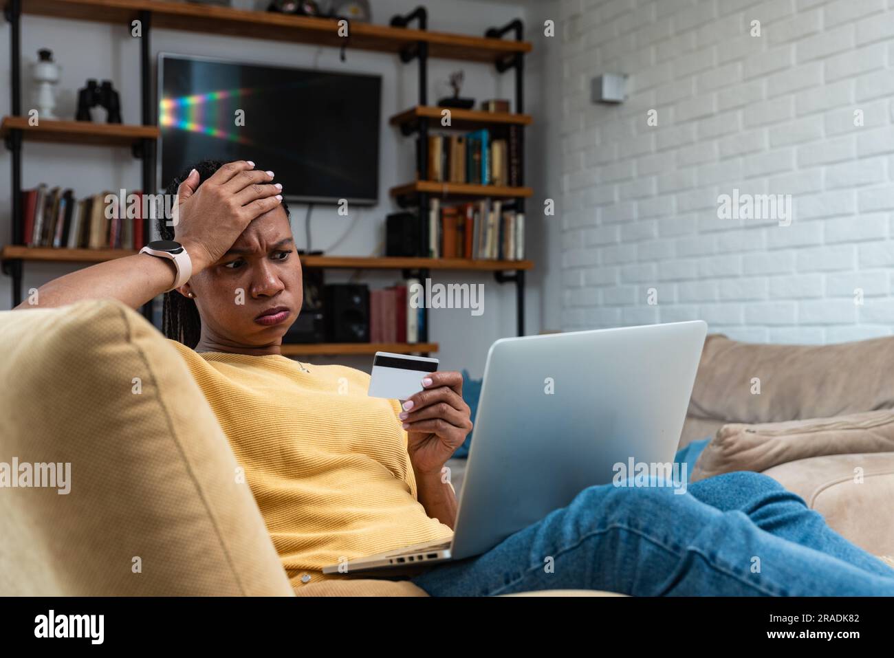 Ecommerce unable hi-res stock photography and images - Alamy