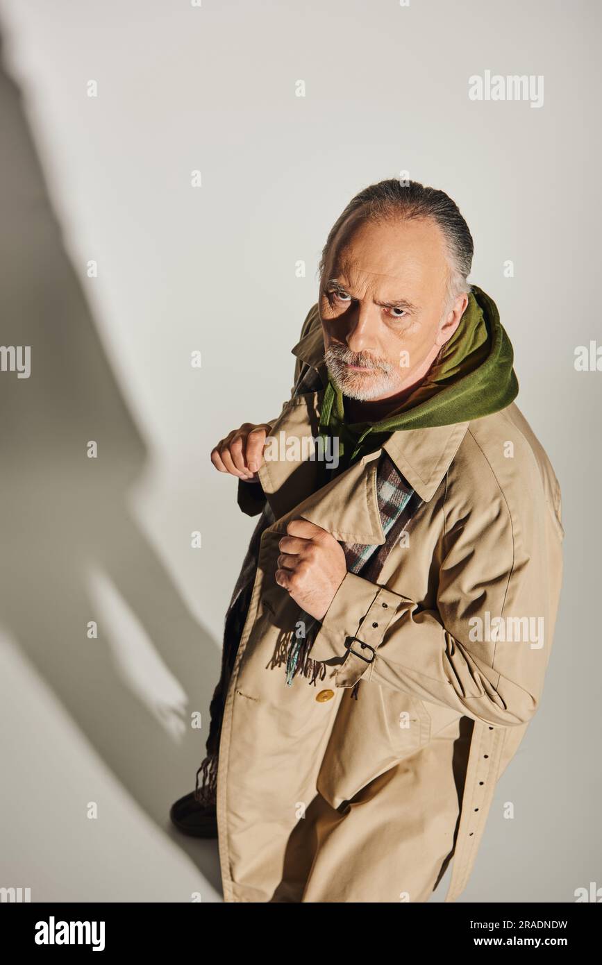 Plai scarf hi-res stock photography and images - Alamy