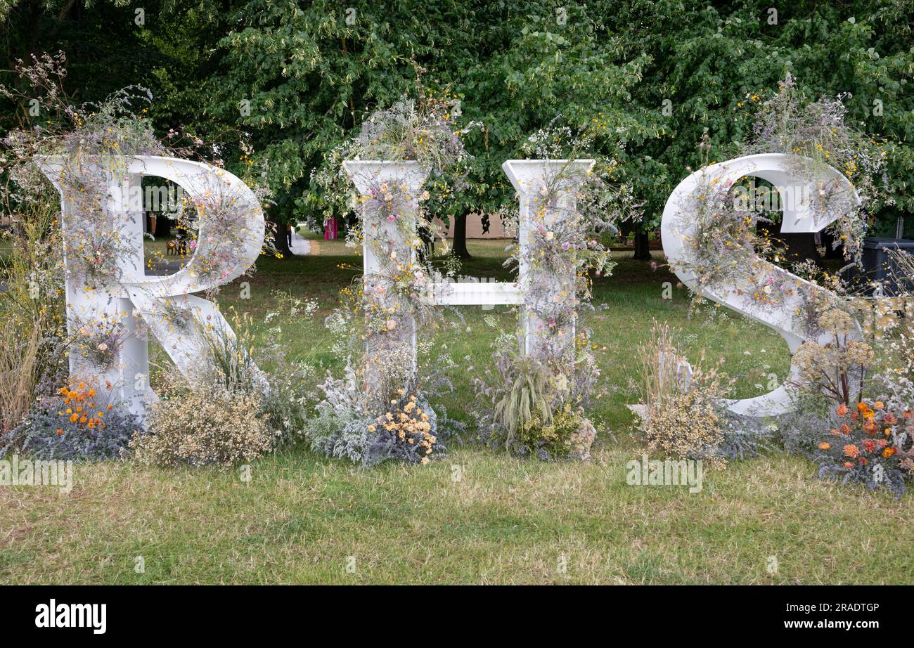 Letters in plants hi-res stock photography and images - Alamy