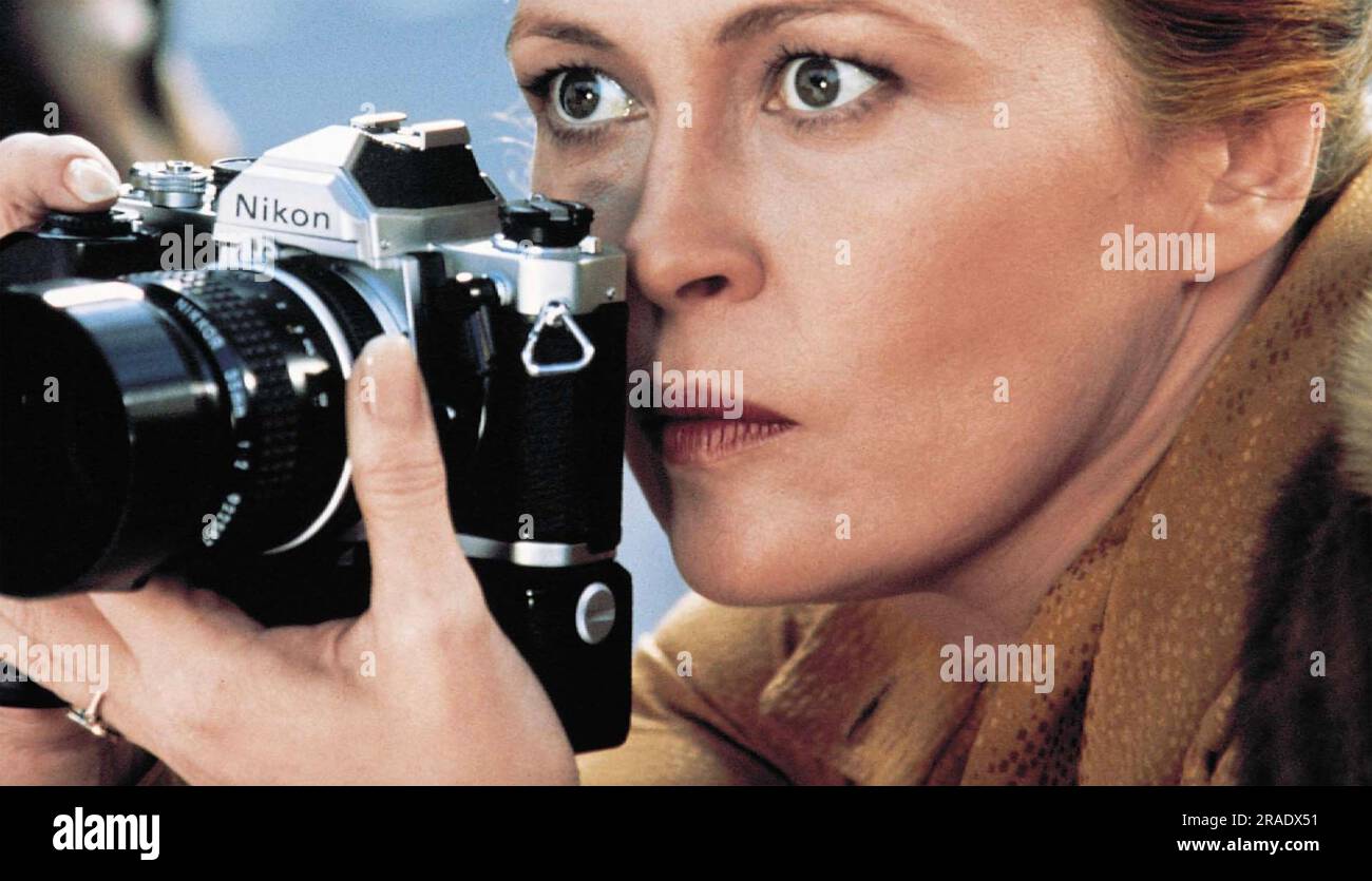 EYES OF LAURA MARS 1978 Columbia Pictures film with Faye Dunaway Stock ...