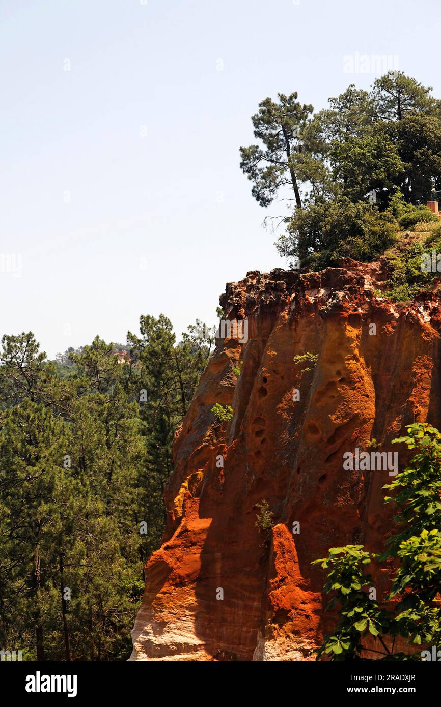 Ochre rock hi-res stock photography and images - Alamy
