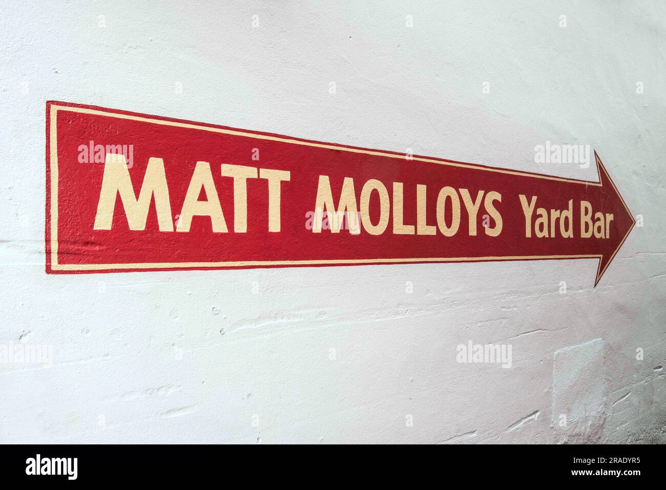 Matt malloys yard bar in westport hi-res stock photography and images ...