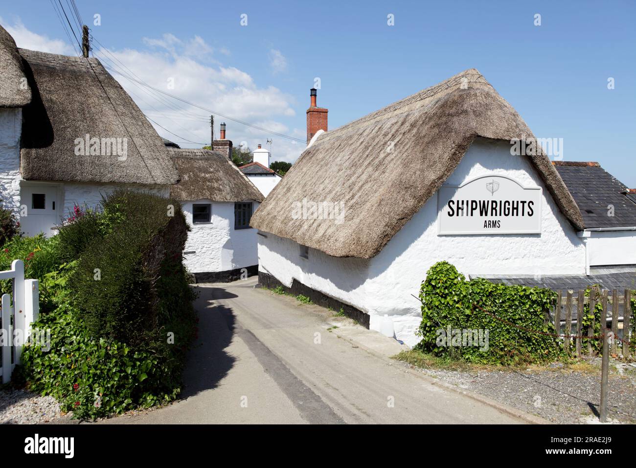 Delightful thatched cottage style Shipwrights Arms Pub, located in ...