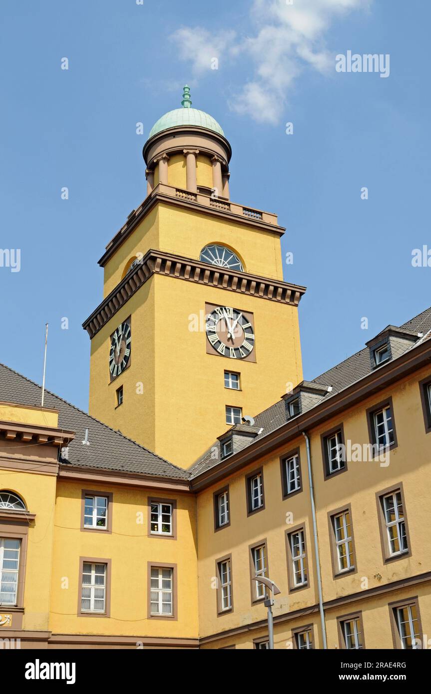 Townhall witten hi-res stock photography and images - Alamy