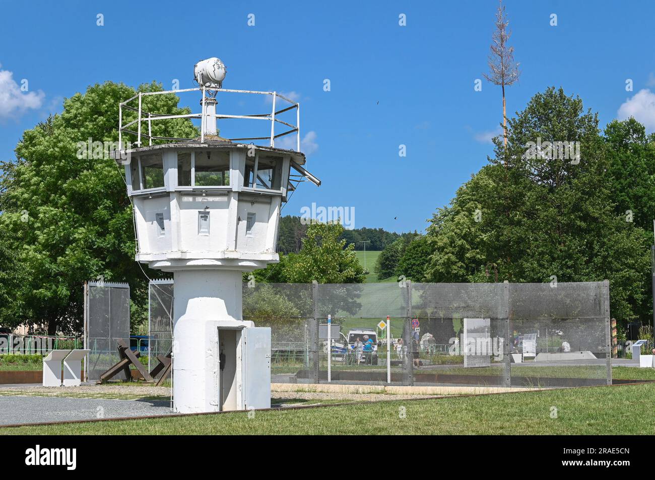 17 June 2023, Thürigen, Mödlareuth: A watchtower on the former inner ...