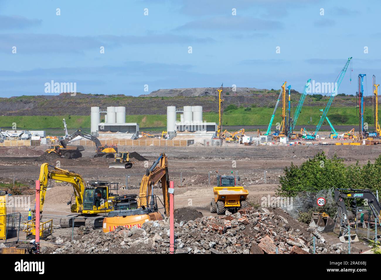 Uks largest freeport hi-res stock photography and images - Alamy