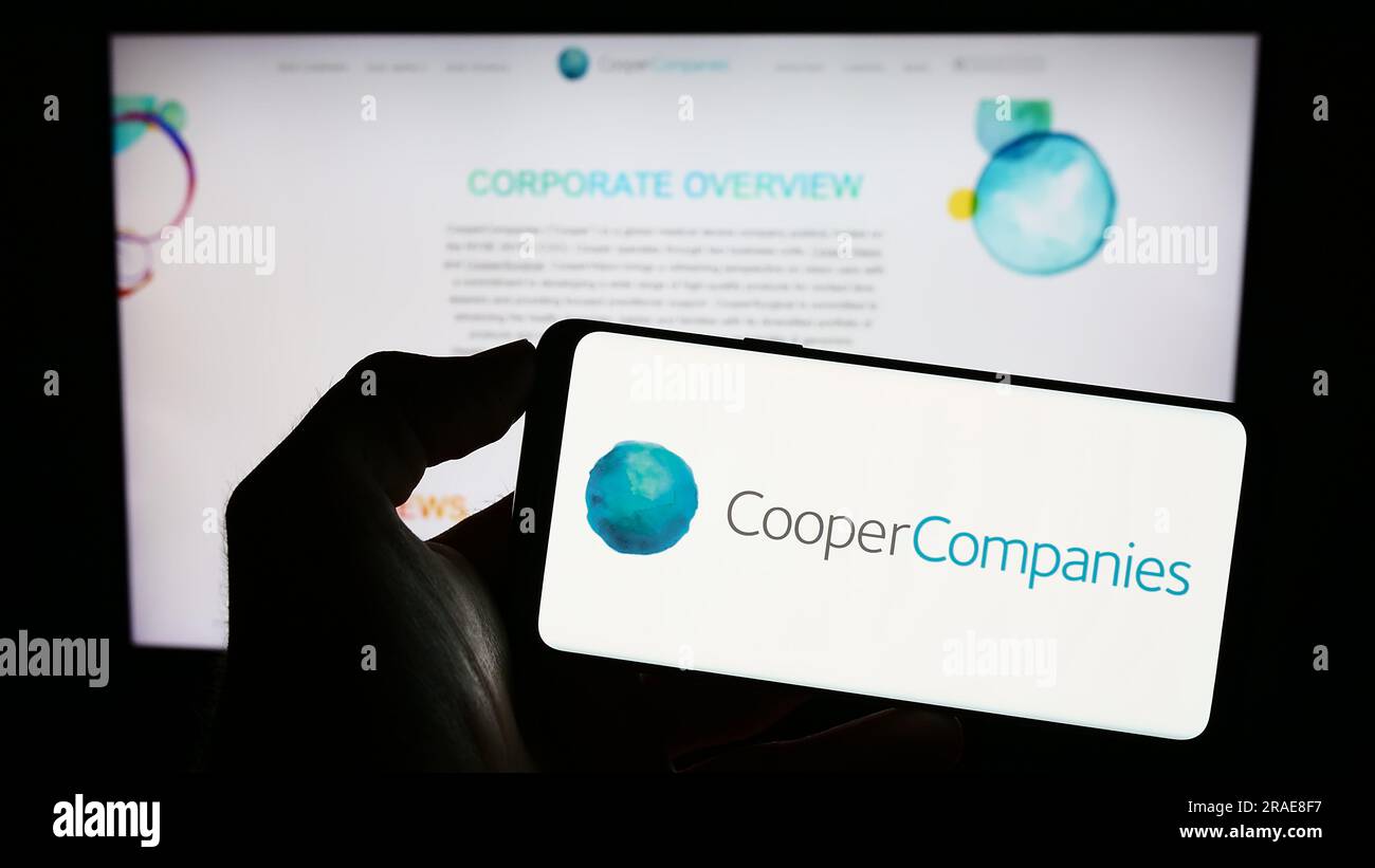 Cooper logo hi-res stock photography and images - Alamy