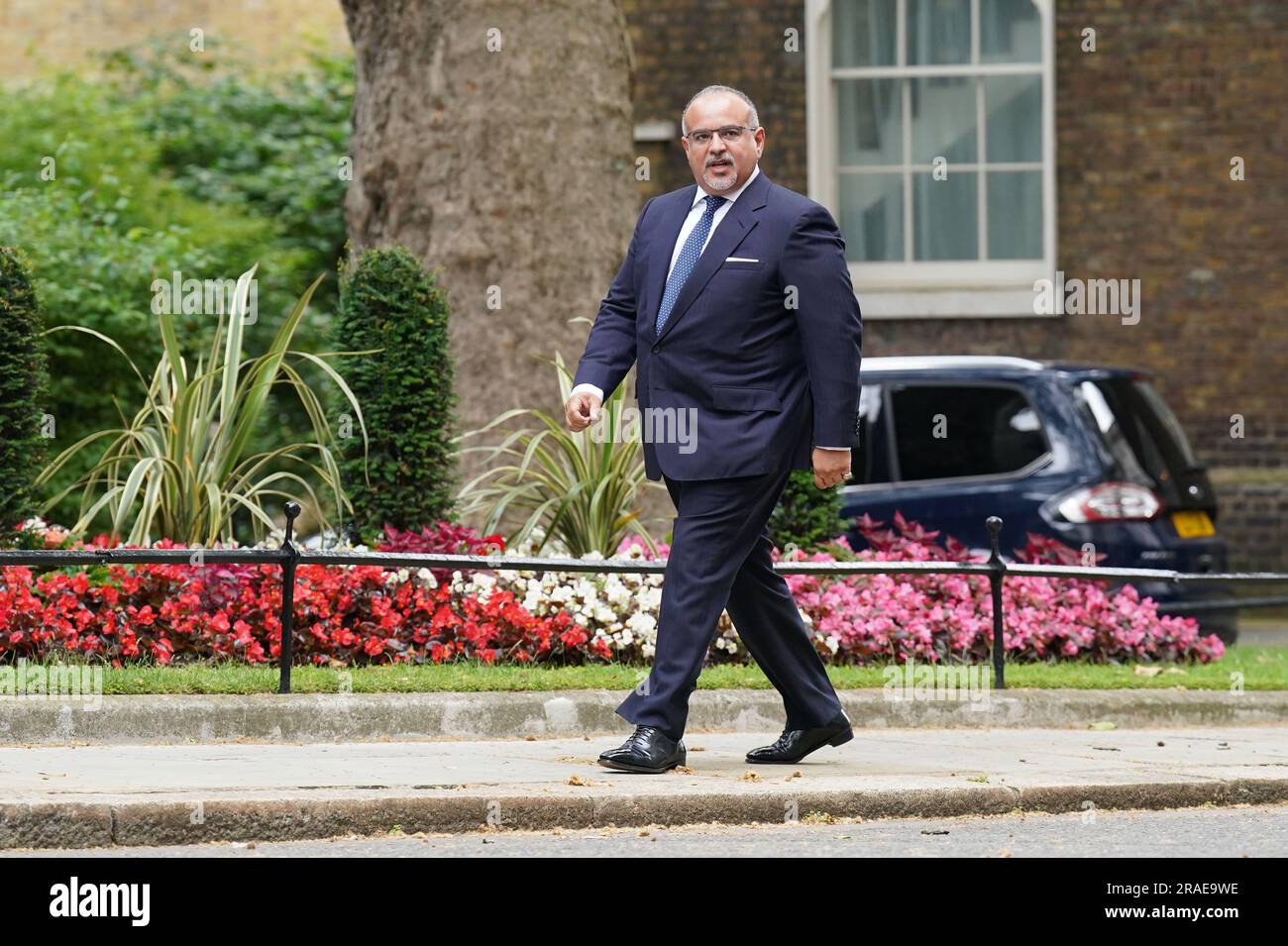 The Crown Prince of Bahrain, Salman bin Hamad Al Khalifa arrives at 10 ...